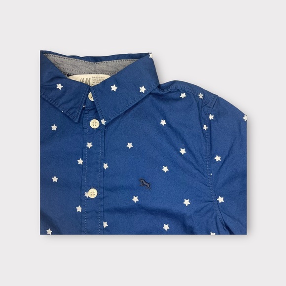 H&M | Shirts & Tops | Hm Star Pattern Short Sleeve Button Down Blue Top ...